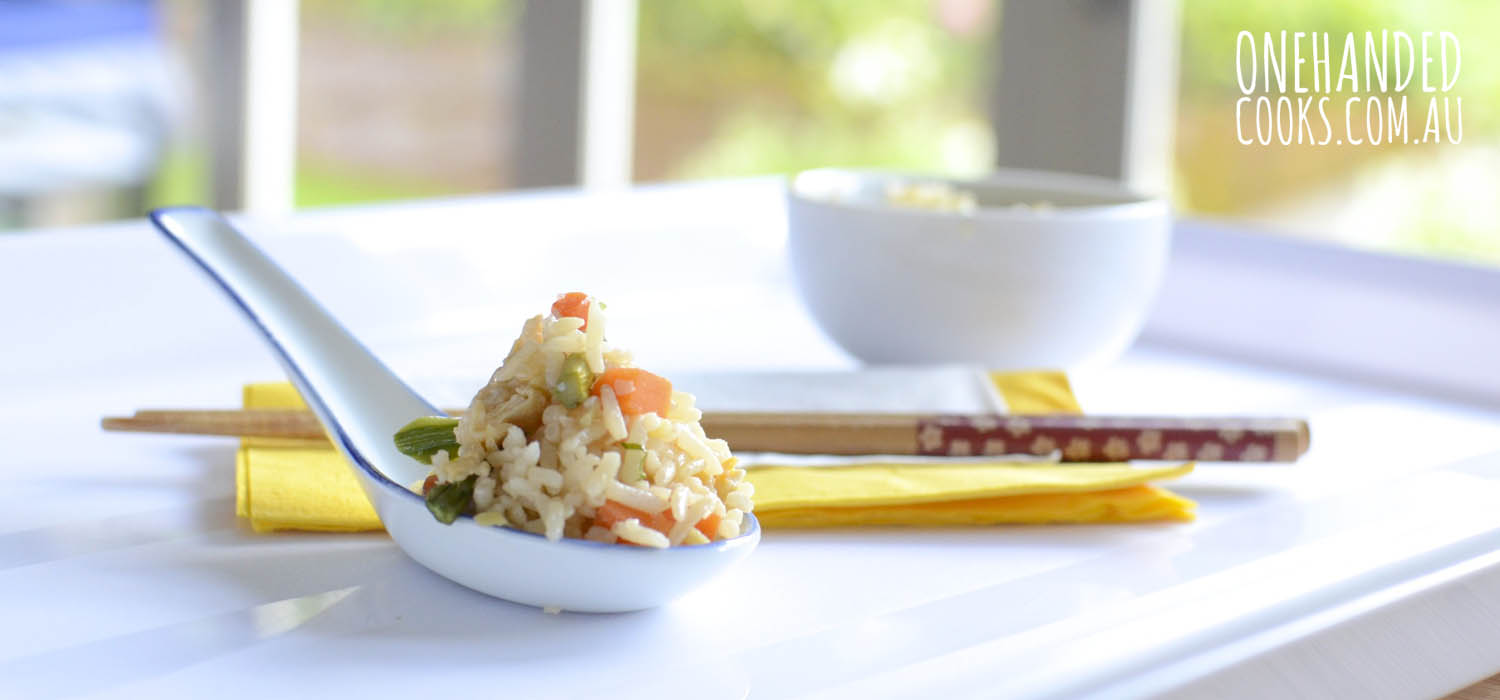 Pick 'n' Mix Egg & Vegetable Fried Rice - One Handed Cooks